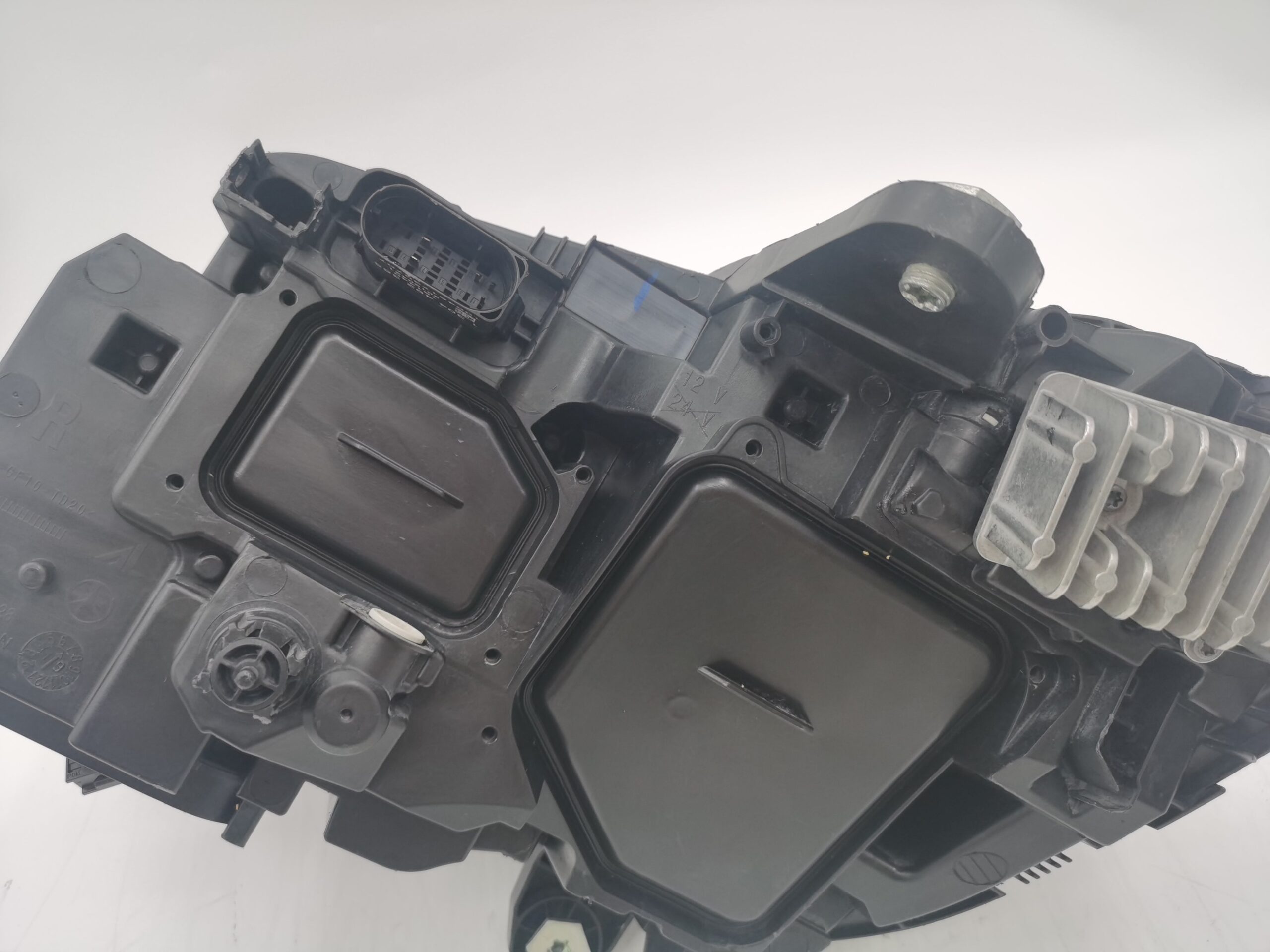 Mercedes-Benz C-CLASS W205 2014-2017 LED+XENON R.H.S Headlight Assembly ...