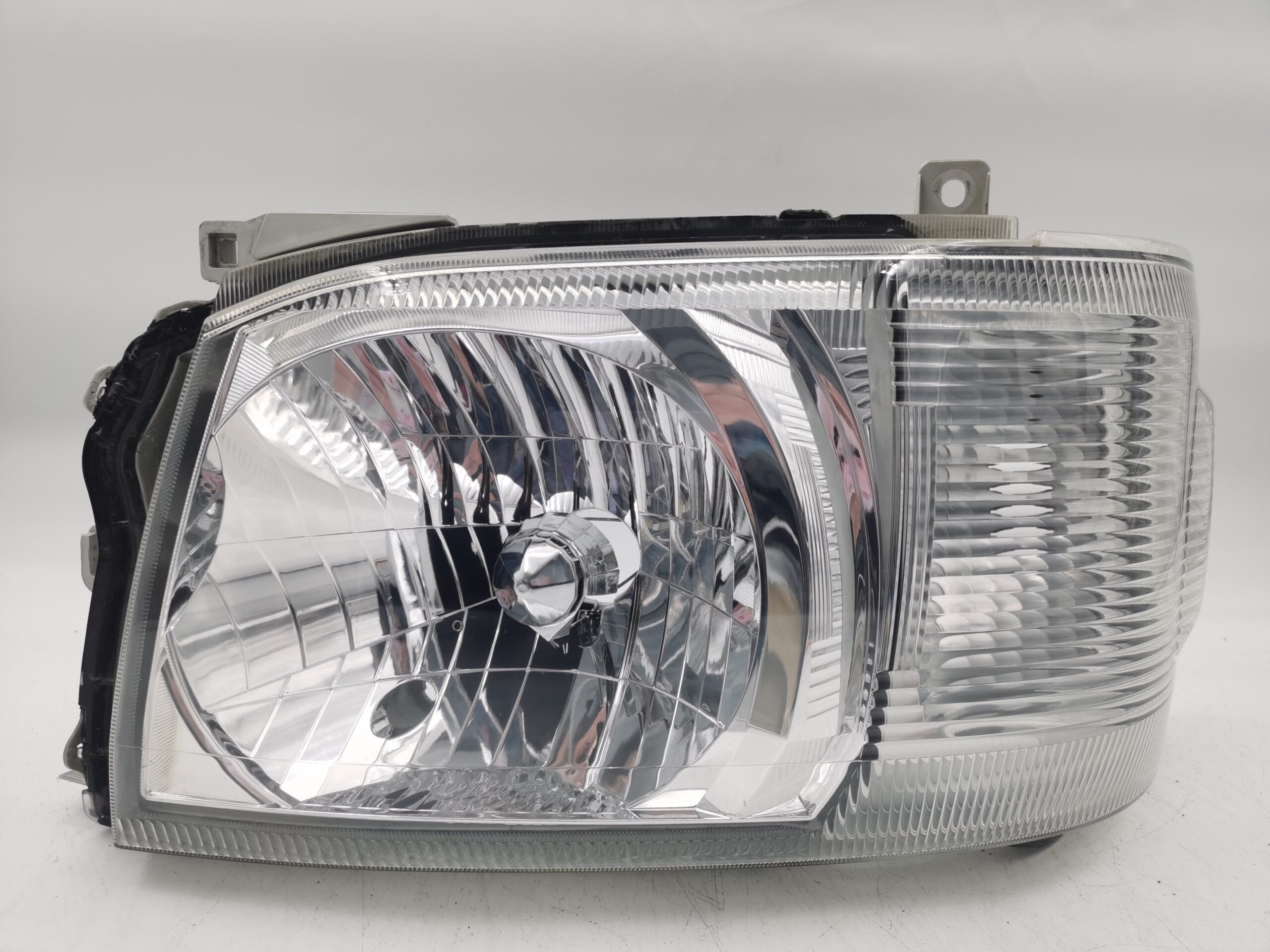 Toyota HIACE H200 2005-2010 HALOGEN L.H.S HEADLIGHT ASSEMBLY ...