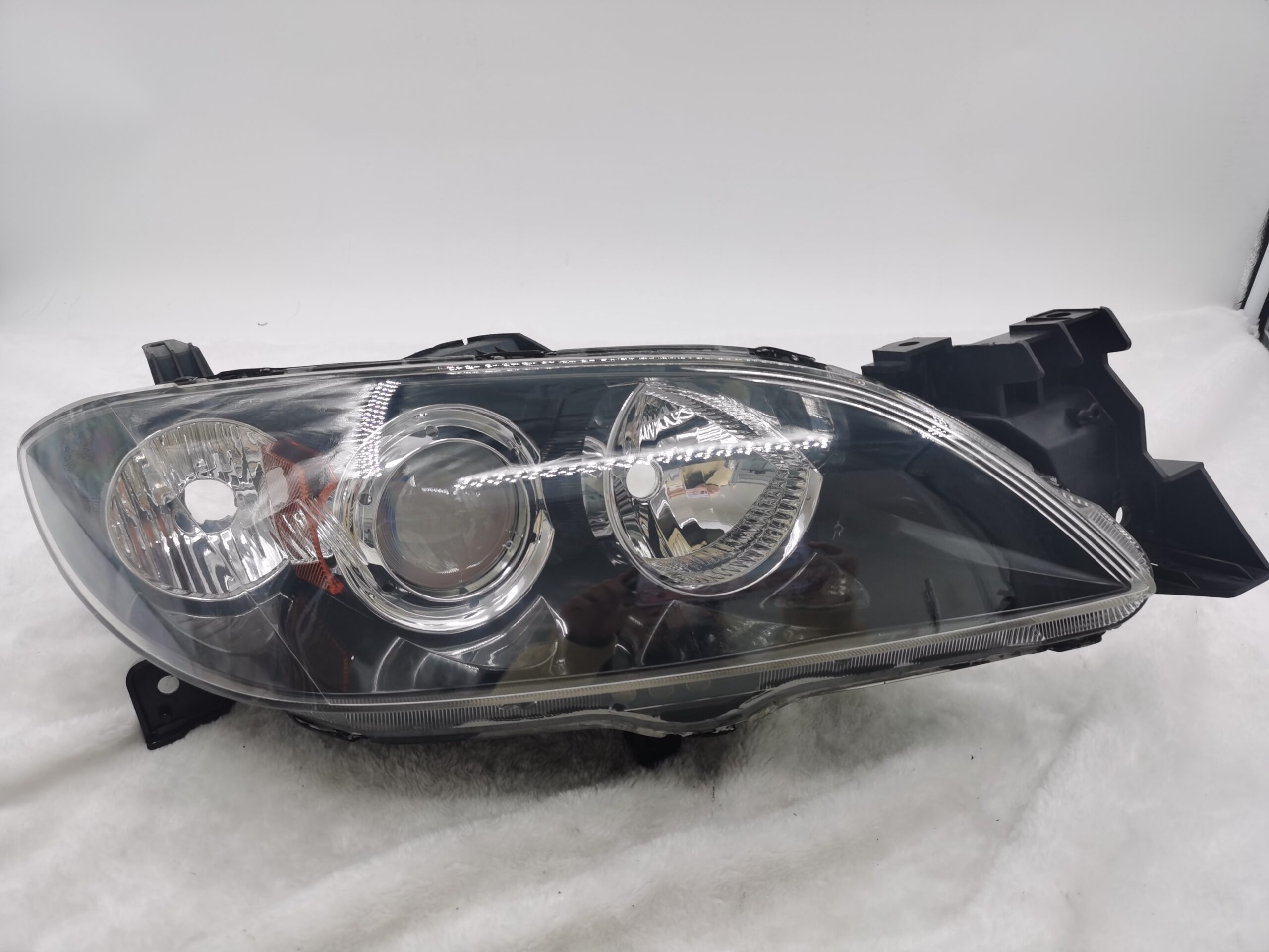 MAZDA 3 2003-2009 HALOGEN R.H.S HEADLIGHT ASSEMBLY - Australia ...