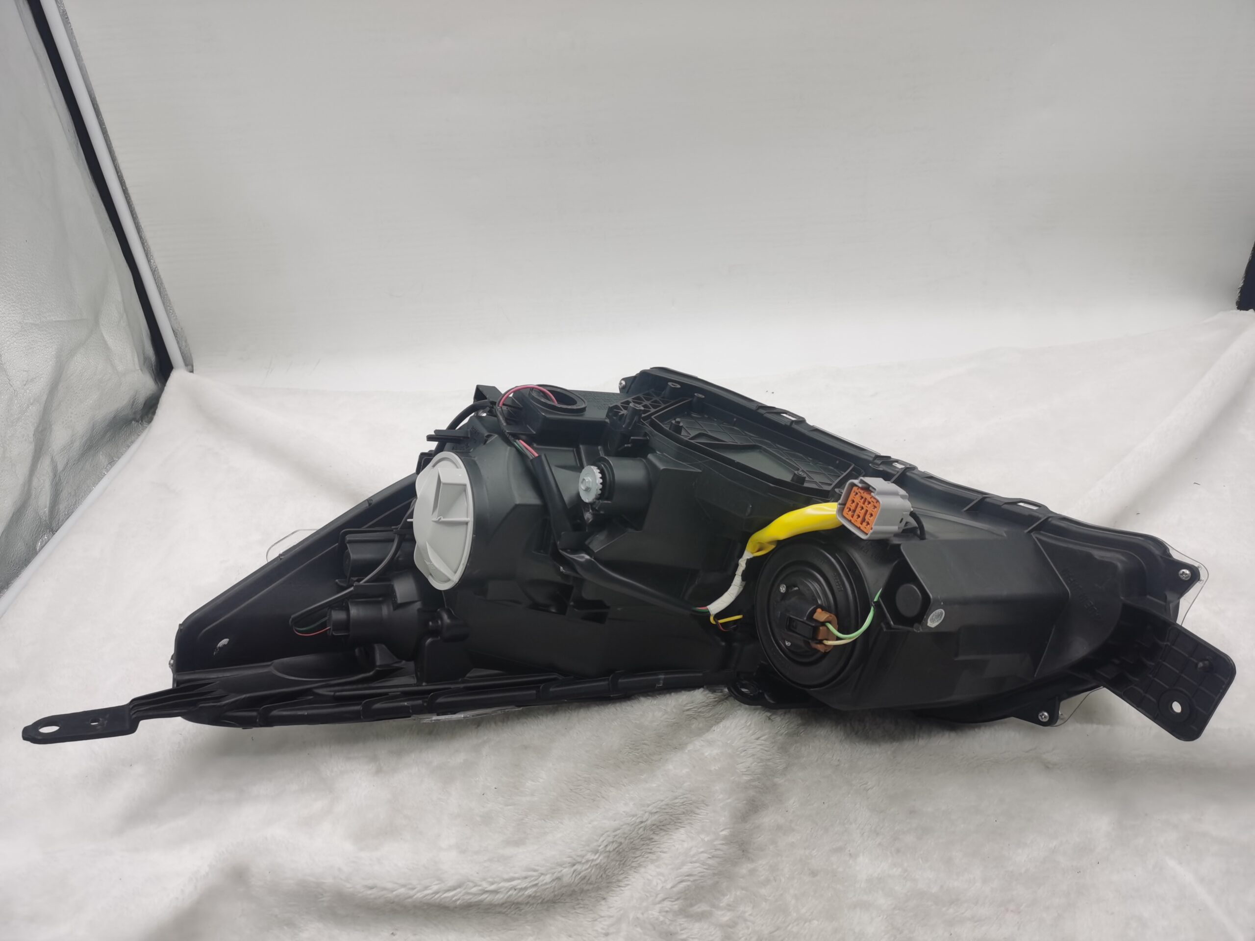 SUBARU OUTBACK 2010-2012 HALOGEN R.H.S HEADLIGHT ASSEMBLY - Australia ...