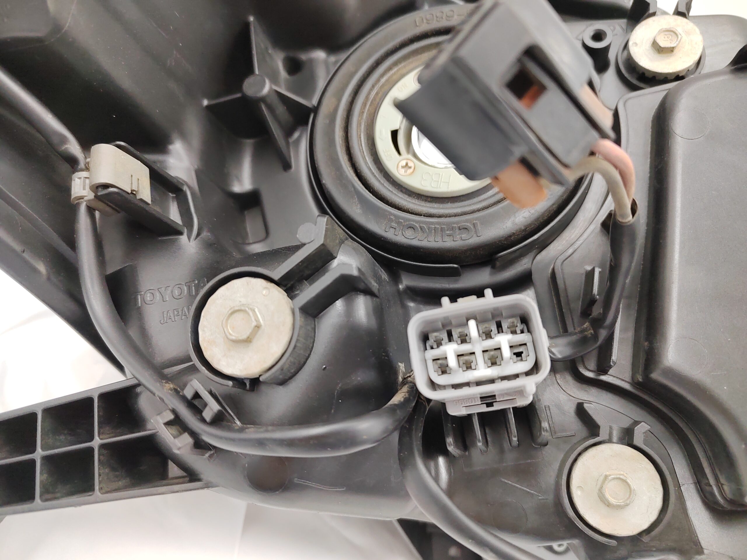 TOYOTA LANDCRUISER PRADO 150 GDJ150W 2014-2017 LED L.H.S HEADLIGHT ASSEMBLY - Australia ...