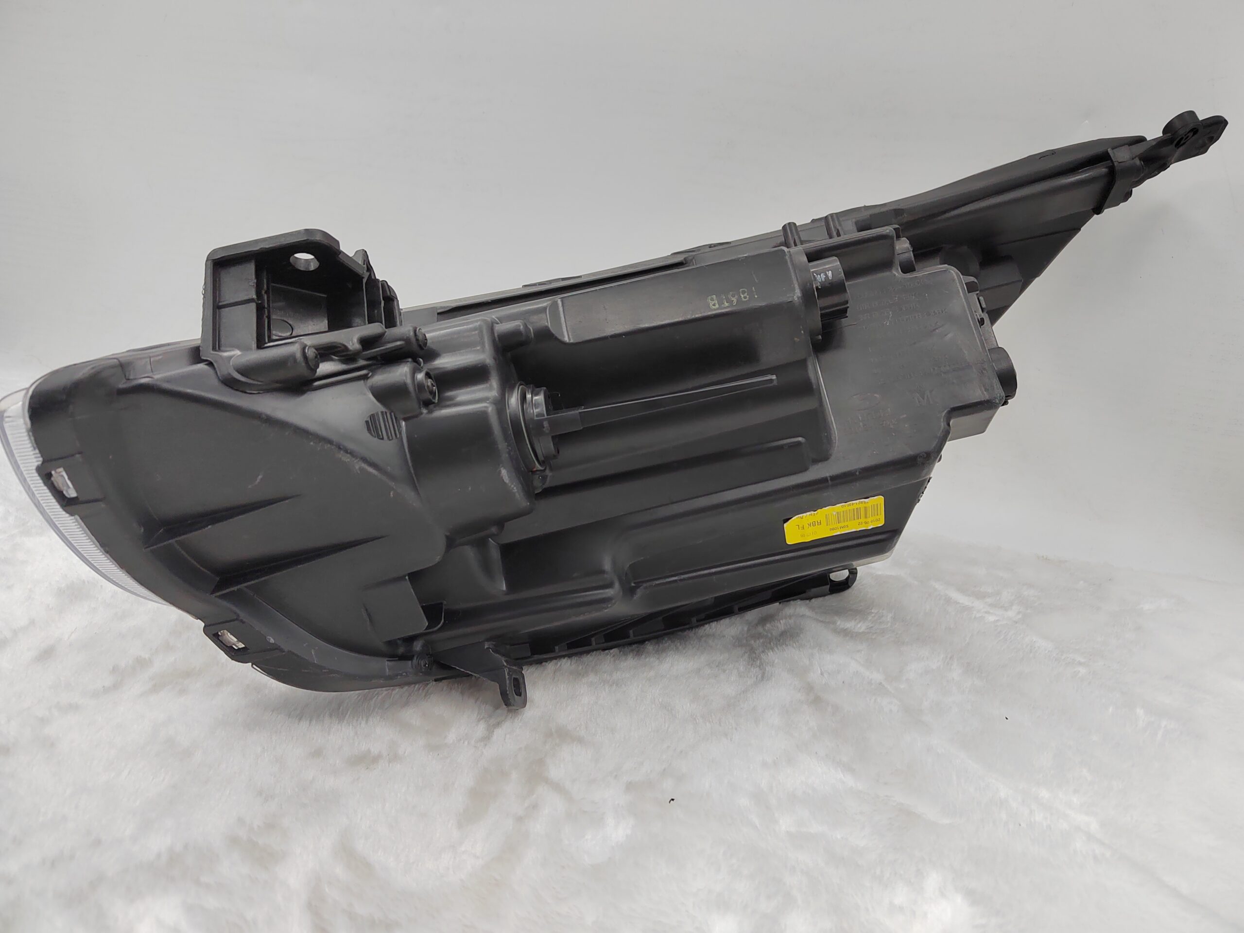 HYUNDAI ACCENT RB 2015-2017 HALOGEN R.H.S HEADLIGHT ASSEMBLY ...