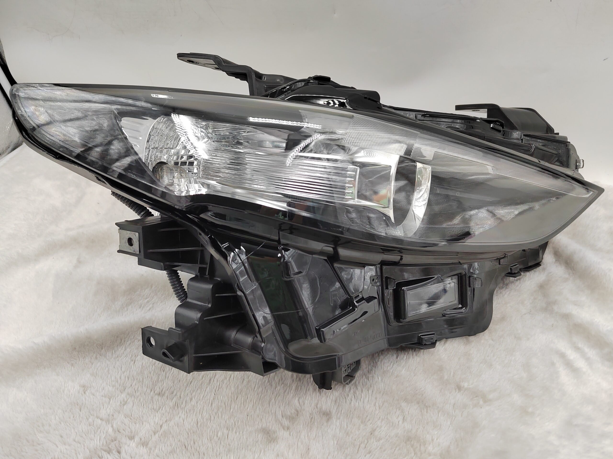 MAZDA 3 2019-2023 LED R.H.S HEADLIGHT ASSEMBLY - Australia Headlight ...