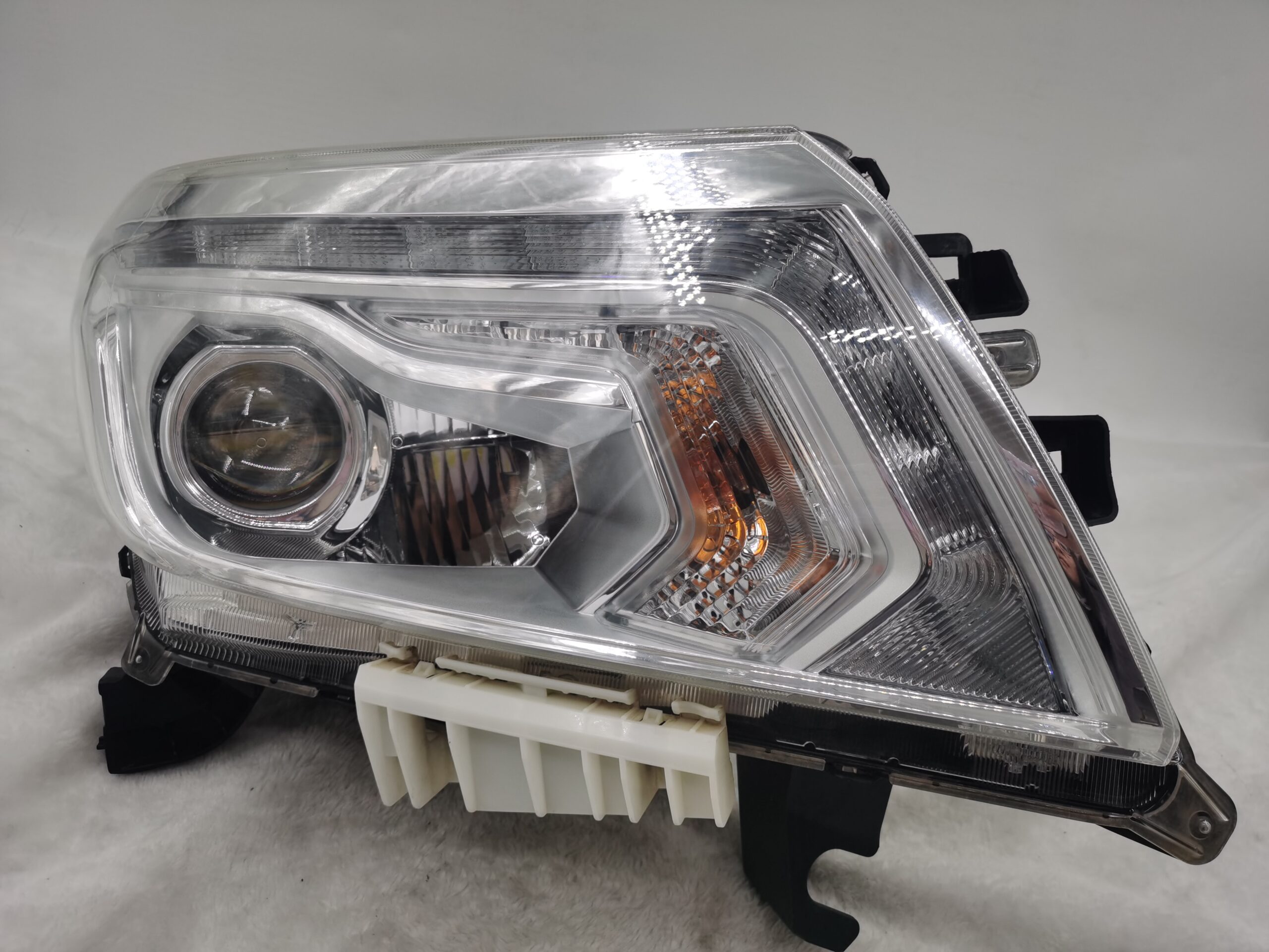 NISSAN NAVARA NP300 2015-2020 LED R.H.S HEADLIGHT ASSEMBLY - Australia ...