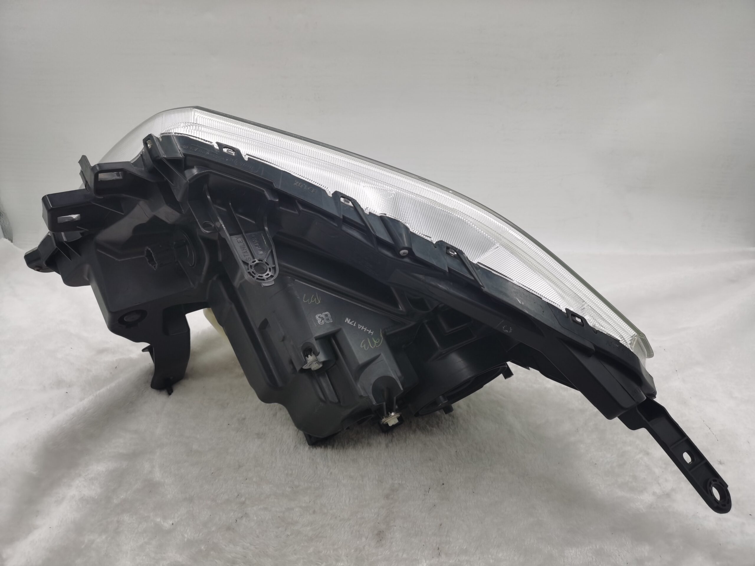 NISSAN NAVARA NP300 2015-2020 LED R.H.S HEADLIGHT ASSEMBLY - Australia ...