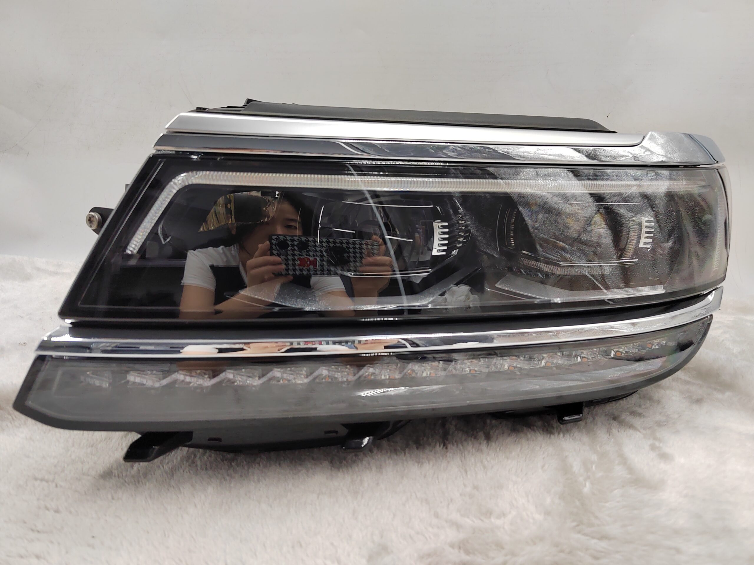 VOLKSWAGEN TIGUAN 2017-2020 LED L.H.S HEADLIGHT ASSEMBLY - Australia ...