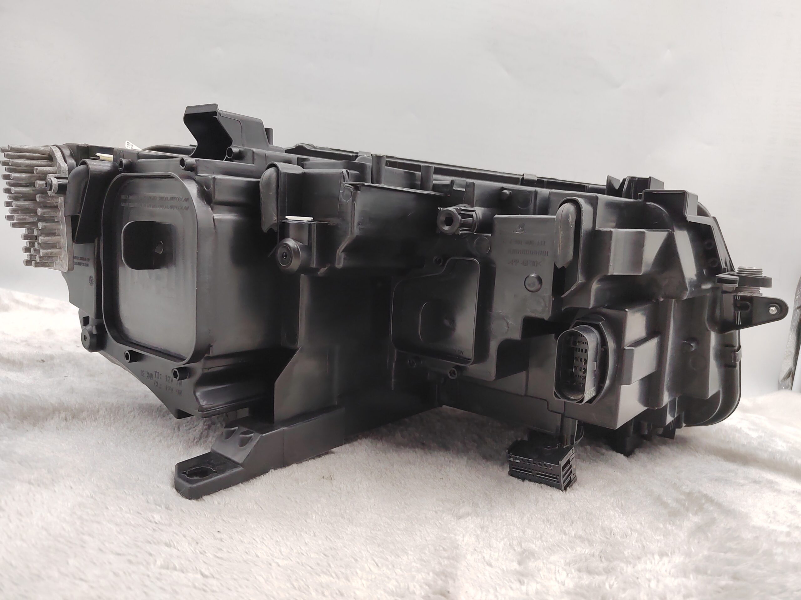 VOLKSWAGEN TIGUAN 2017-2020 LED L.H.S HEADLIGHT ASSEMBLY - Australia ...