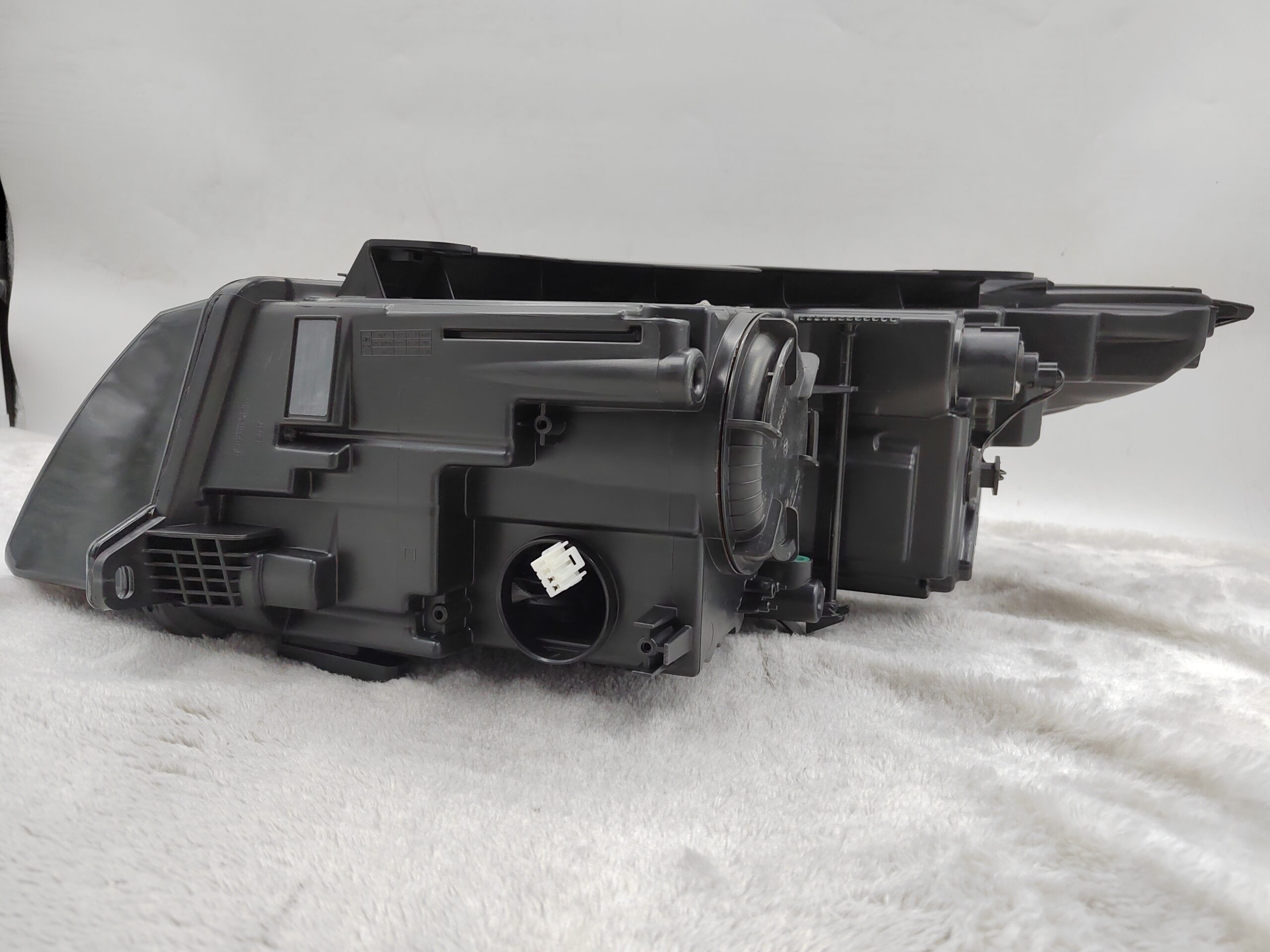 LAND ROVER RANGE ROVER EVOQUE 2016-2018 XENON R.H.S HEADLIGHT ASSEMBLY ...