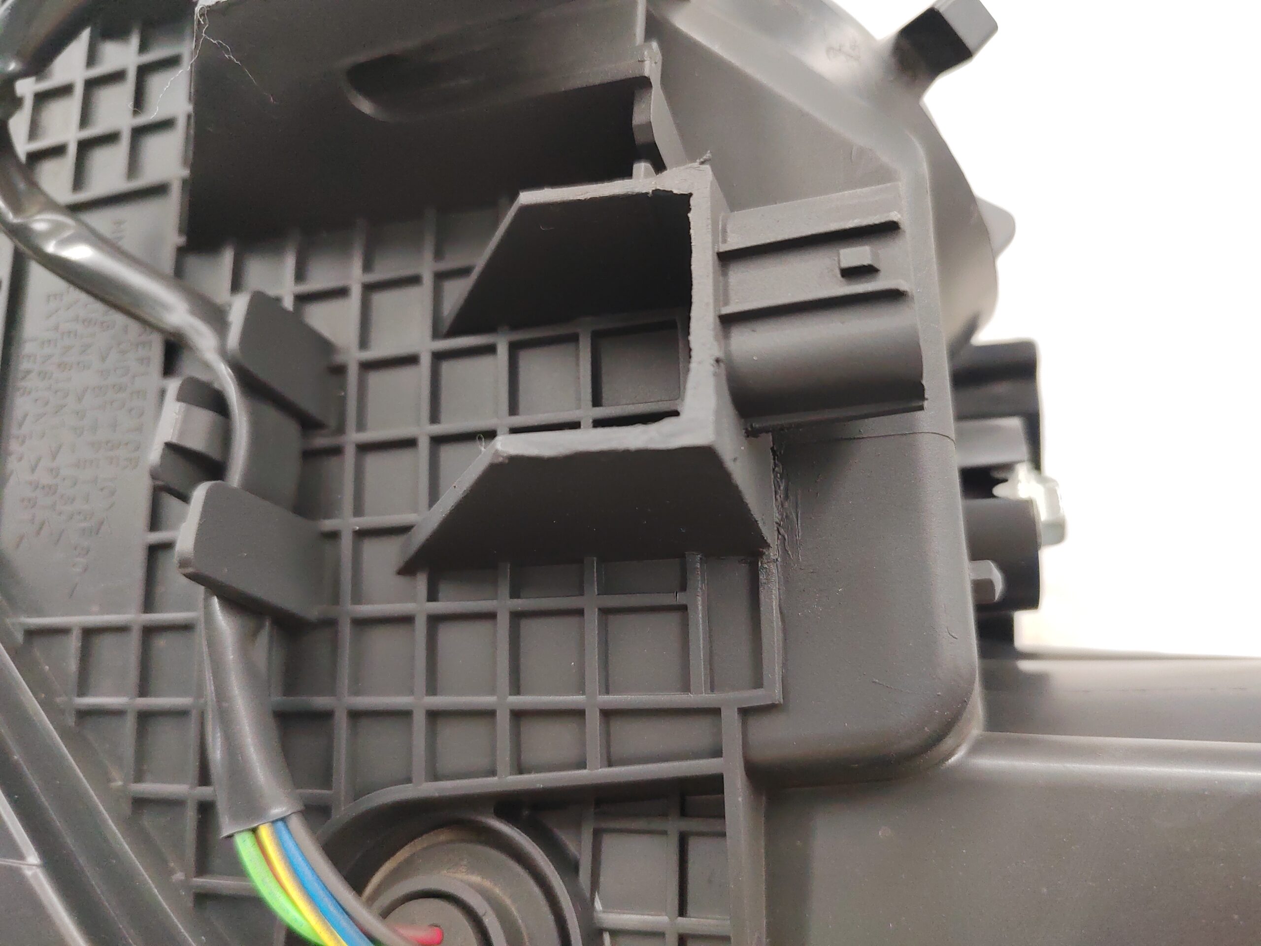 MITSUBISHI TRITON L200 2019-2023 HALOGEN R.H.S HEADLIGHT ASSEMBLY ...