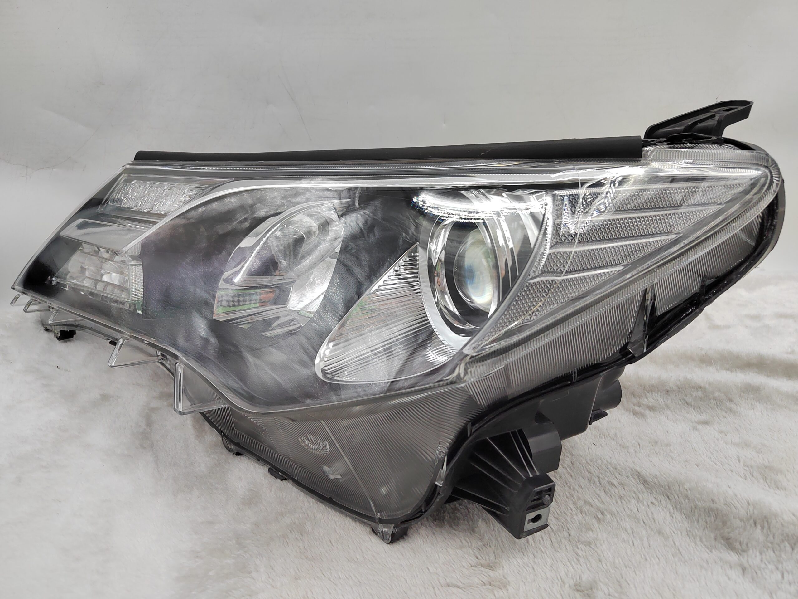 TOYOTA RAV4 IV XA40 2013-2015 HALOGEN L.H.S HEADLIGHT ASSEMBLY ...