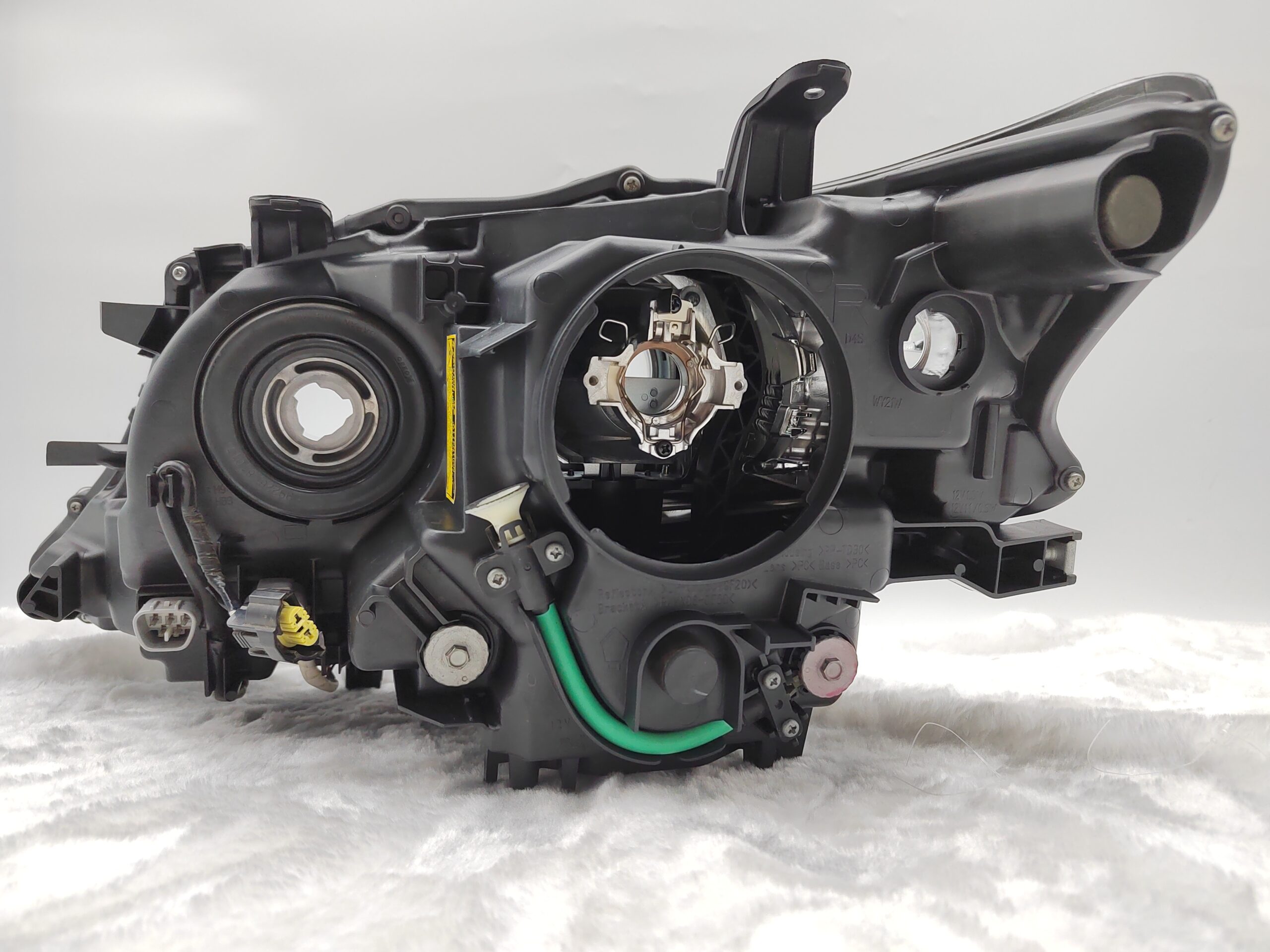 LEXUS RX 350 2013-2015 XENON R.H.S HEADLIGHT ASSEMBLY - Australia ...