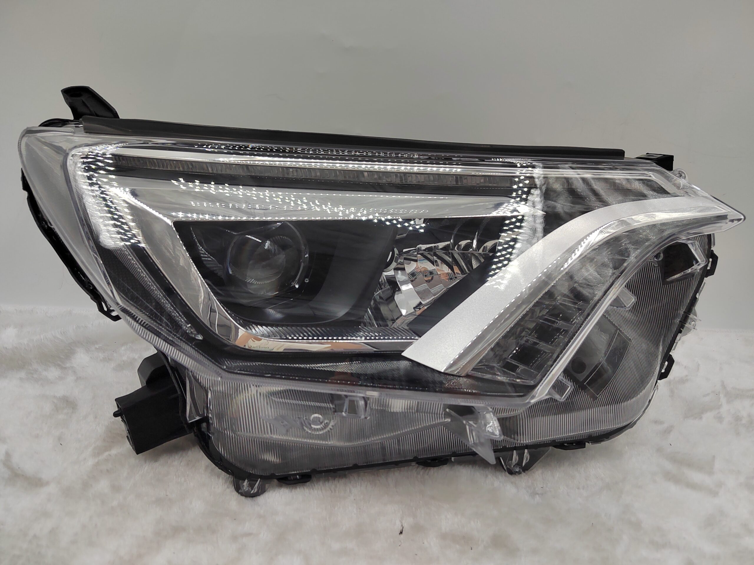 TOYOTA RAV4 4.5 XA40 2016-2018 LED R.H.S HEADLIGHT ASSEMBLY - Australia ...