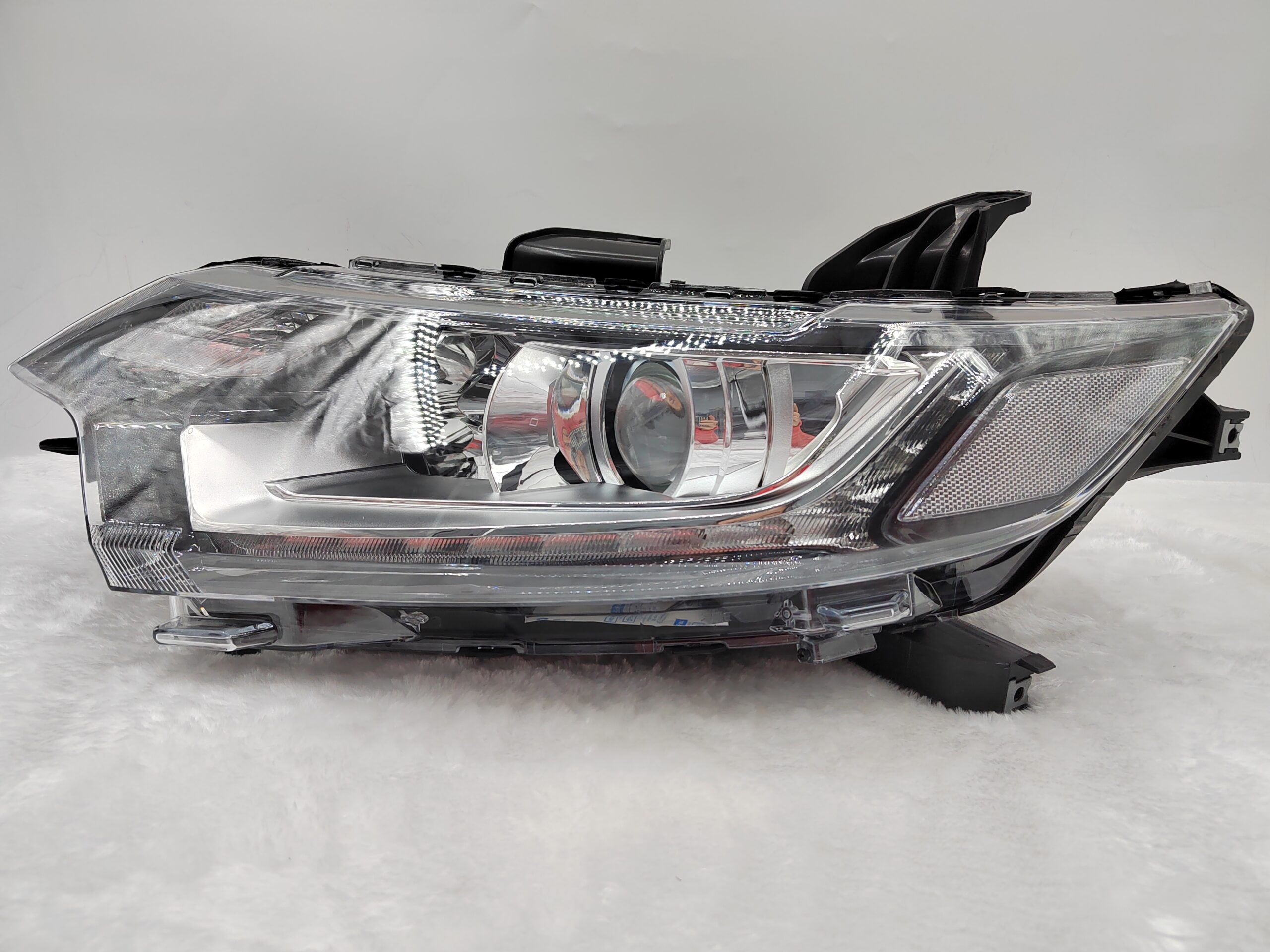 MITSUBISHI OUTLANDER 2016-2020 HALOGEN L.H.S HEADLIGHT ASSEMBLY ...