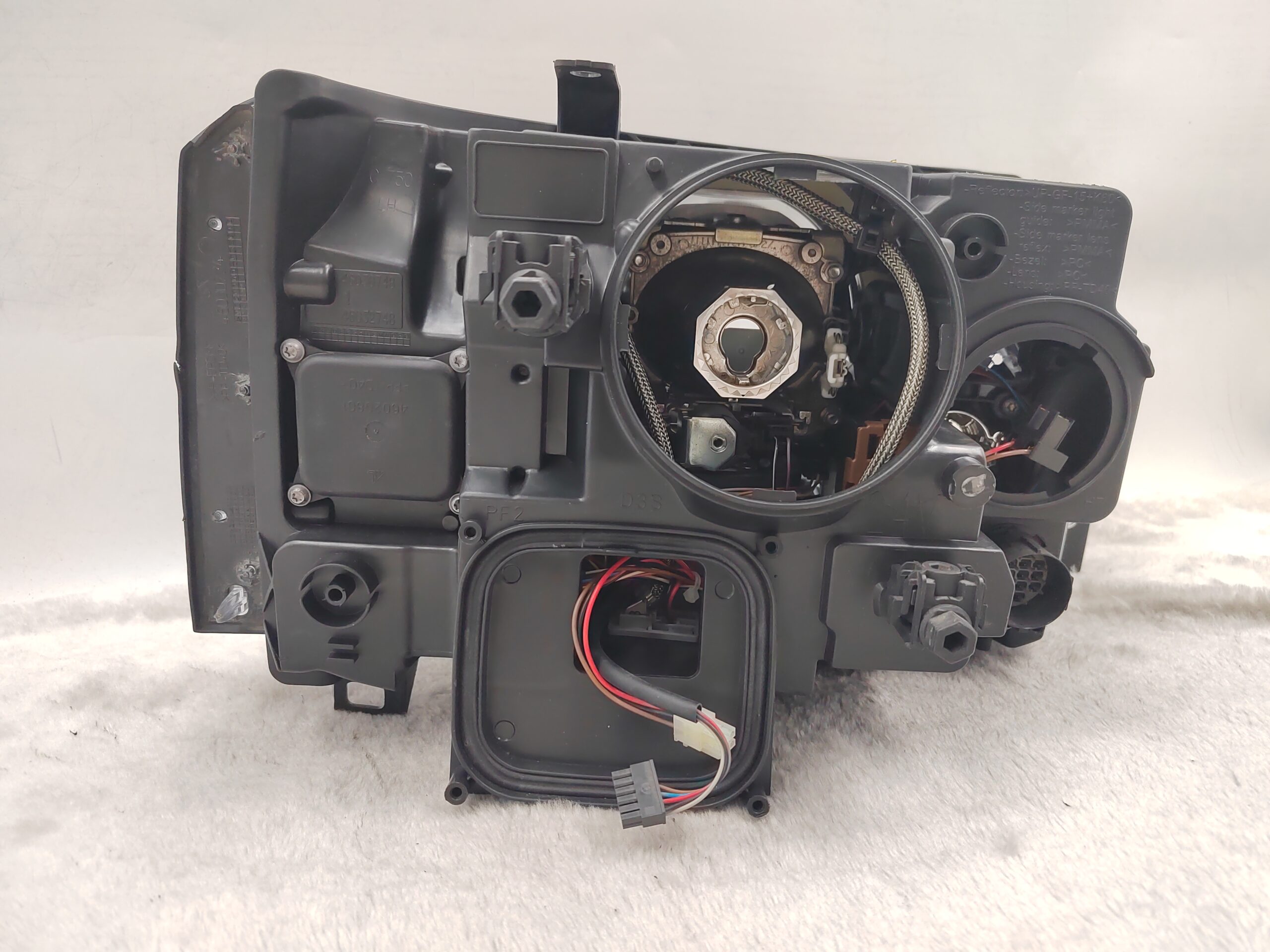 LAND ROVER RANGE ROVER VOGUE L322 2010-2012 XENON L.H.S HEADLIGHT ...