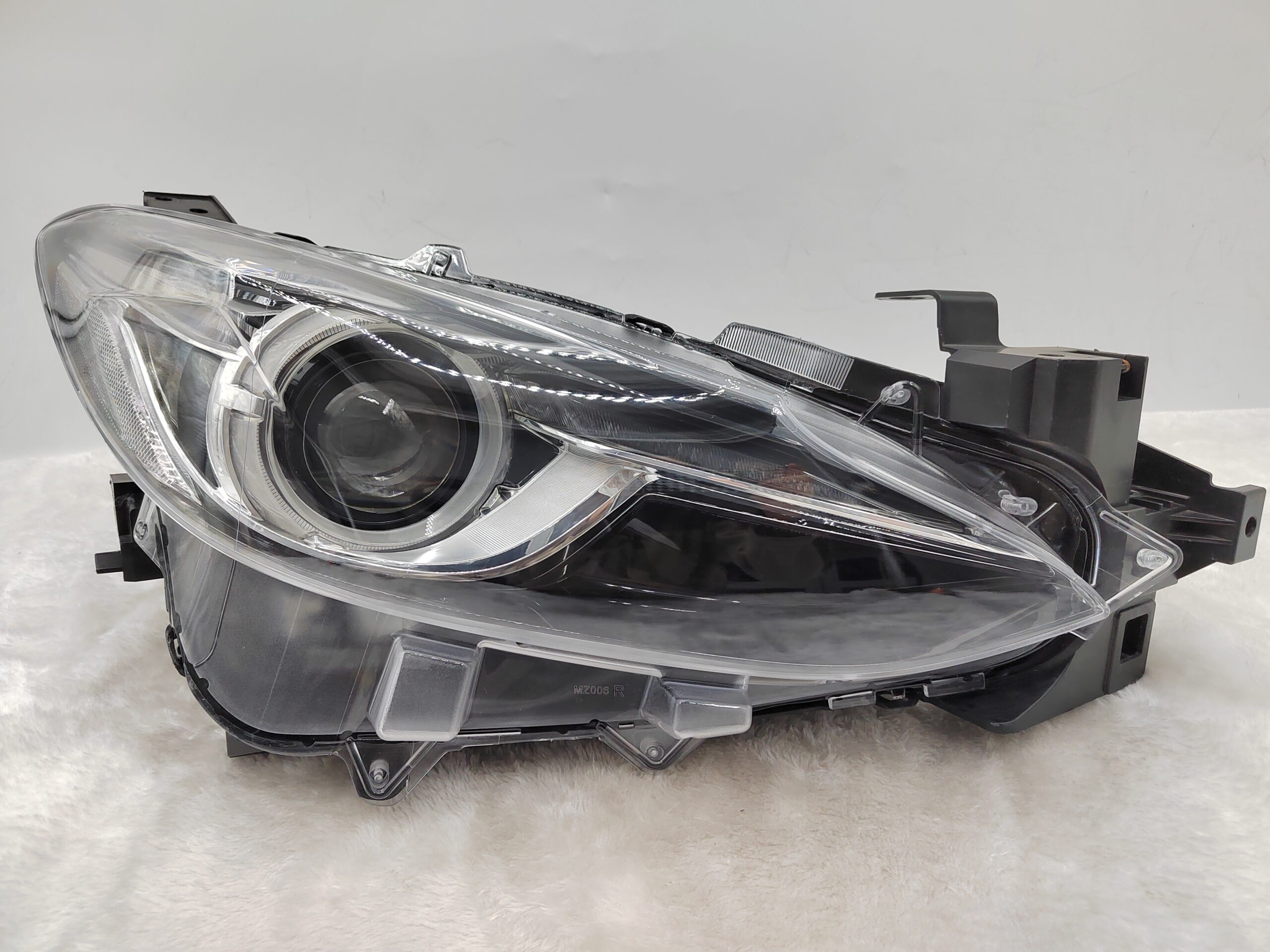 MAZDA 3 2014-2016 XENON LED R.H.S HEADLIGHT ASSEMBLY - Australia ...