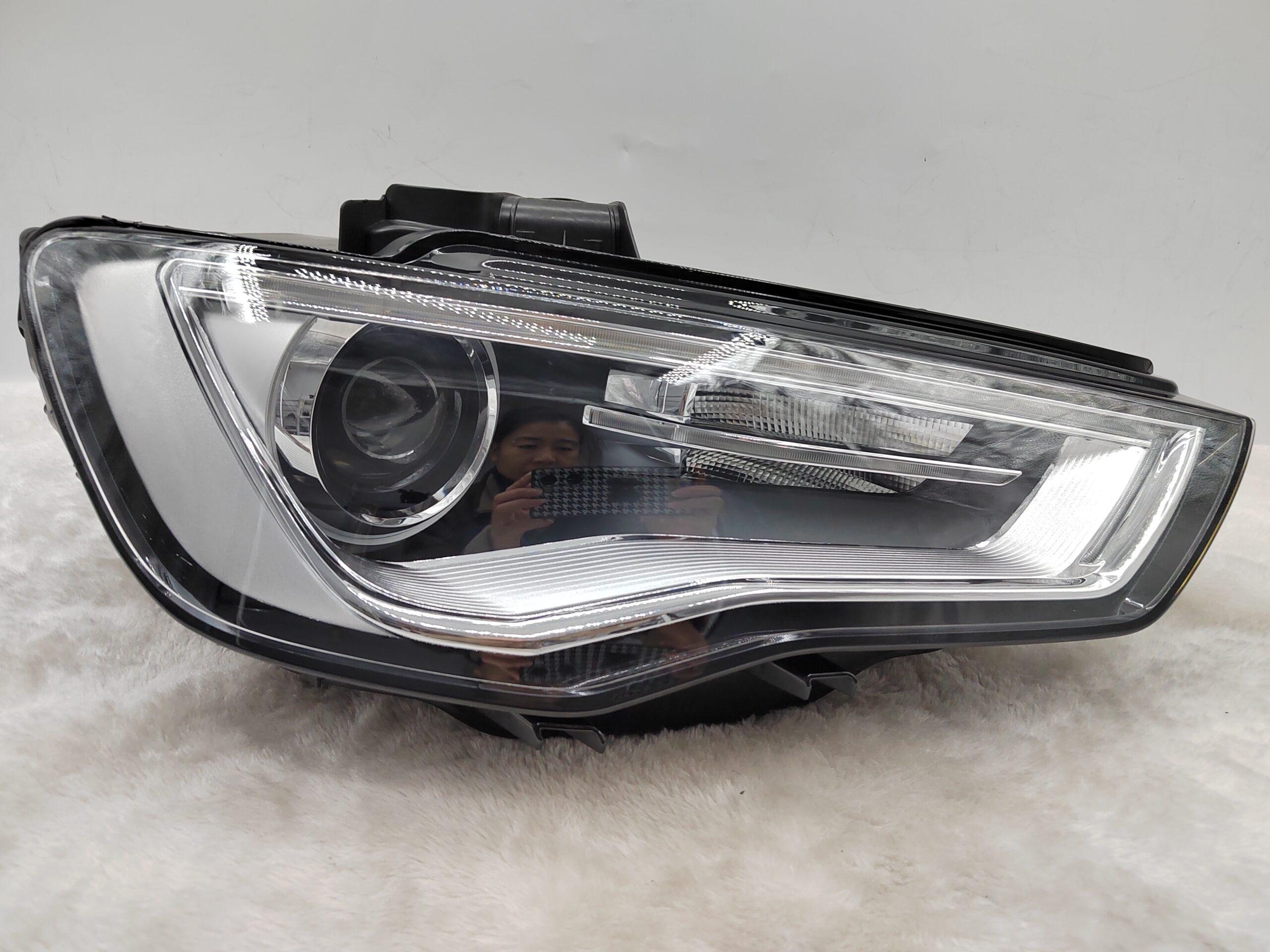 AUDI A3 8V 2013-2015 XENON R.H.S HEADLIGHT ASSEMBLY - Australia ...