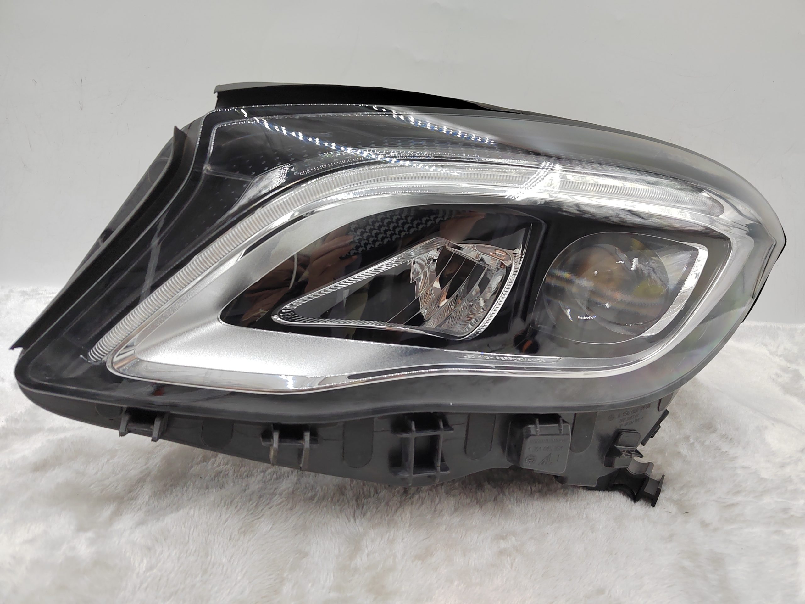 MERCEDES BENZ GLA-CLASS W156 2018-2020 LED L.H.S HEADLIGHT ASSEMBLY ...