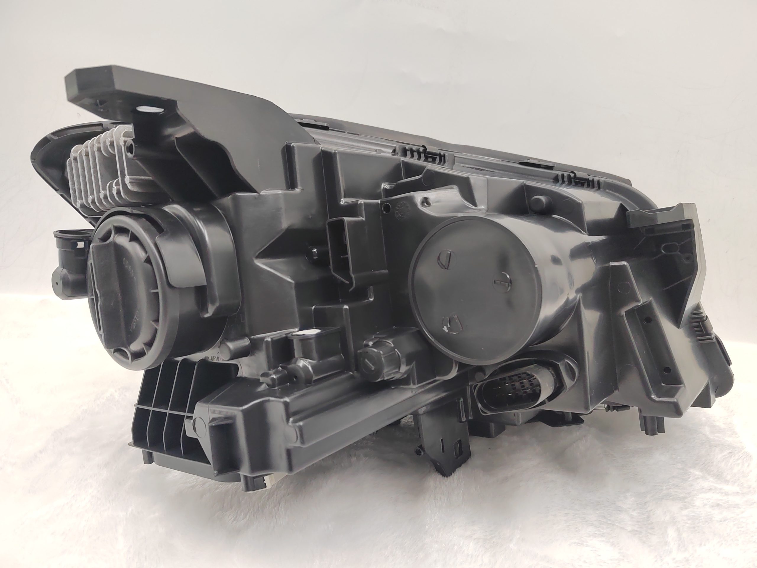 MERCEDES BENZ GLA-CLASS W156 2017-2019 XENON L.H.S HEADLIGHT ASSEMBLY ...