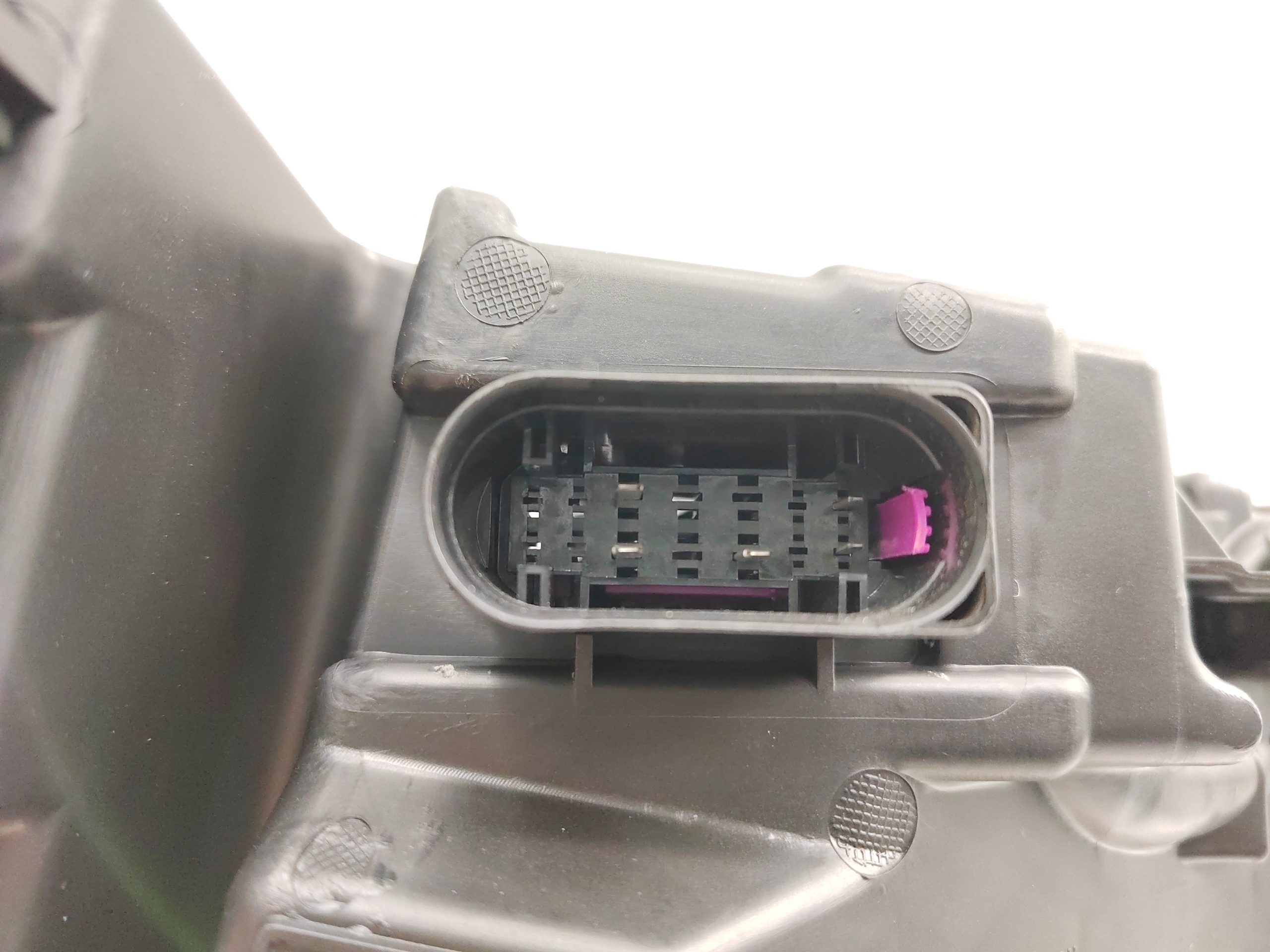 VOLVO XC40 2017-2022 LED L.H.S HEADLIGHT ASSEMBLY - Australia Headlight ...