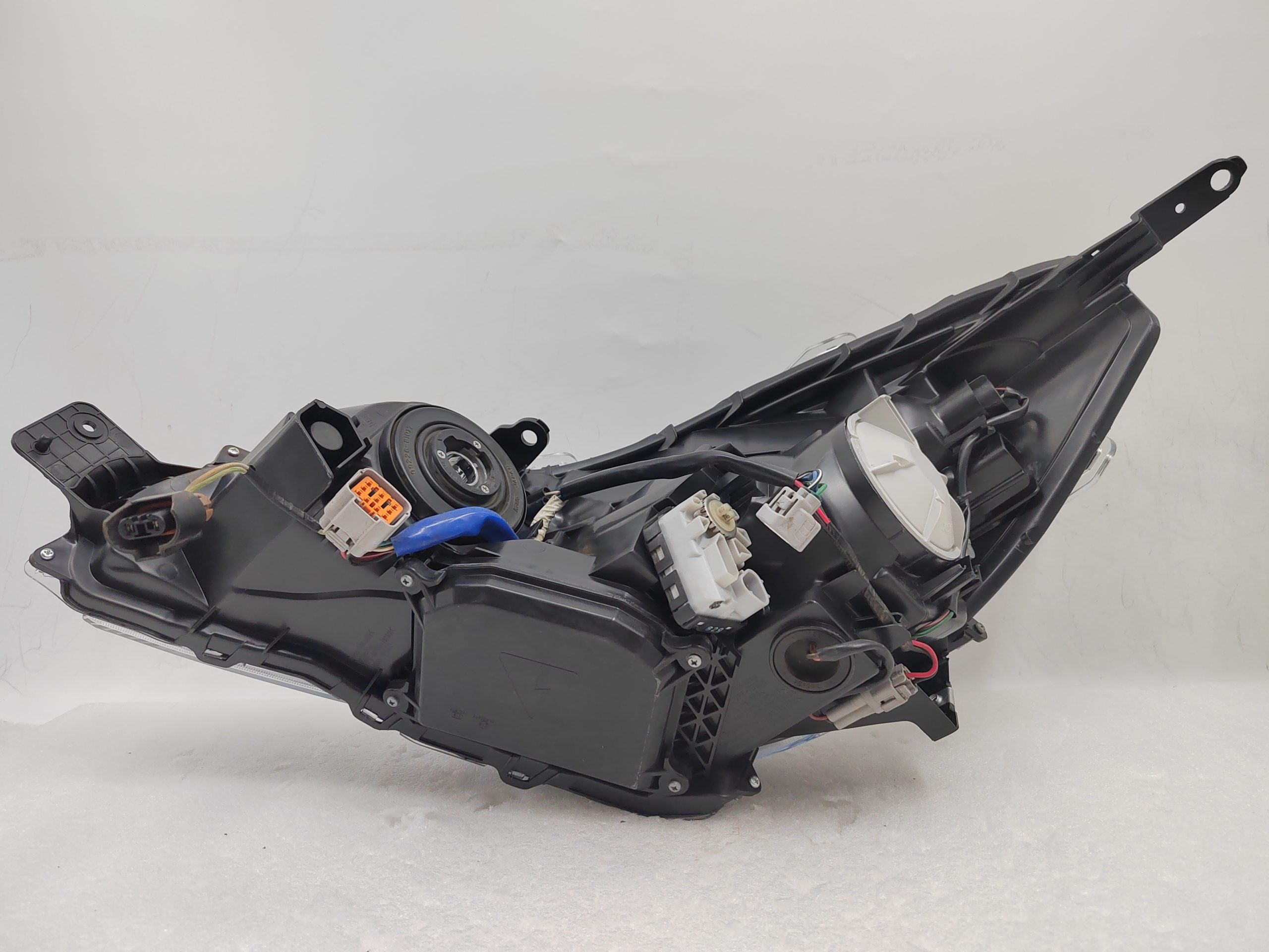 SUBARU OUTBACK 2010-2012 XENON R.H.S HEADLIGHT ASSEMBLY - Australia ...