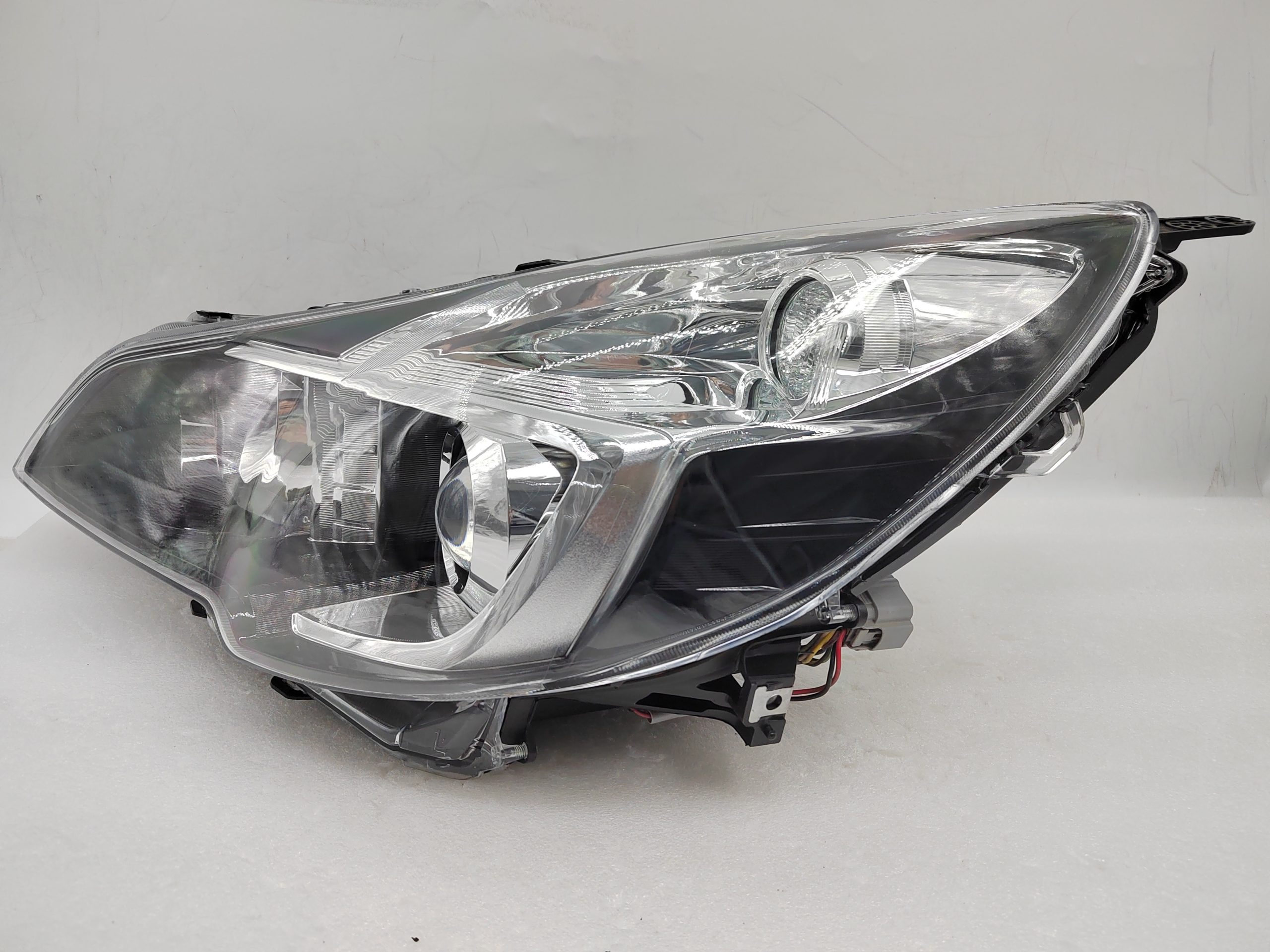 SUBARU OUTBACK 2010-2012 XENON L.H.S HEADLIGHT ASSEMBLY - Australia ...