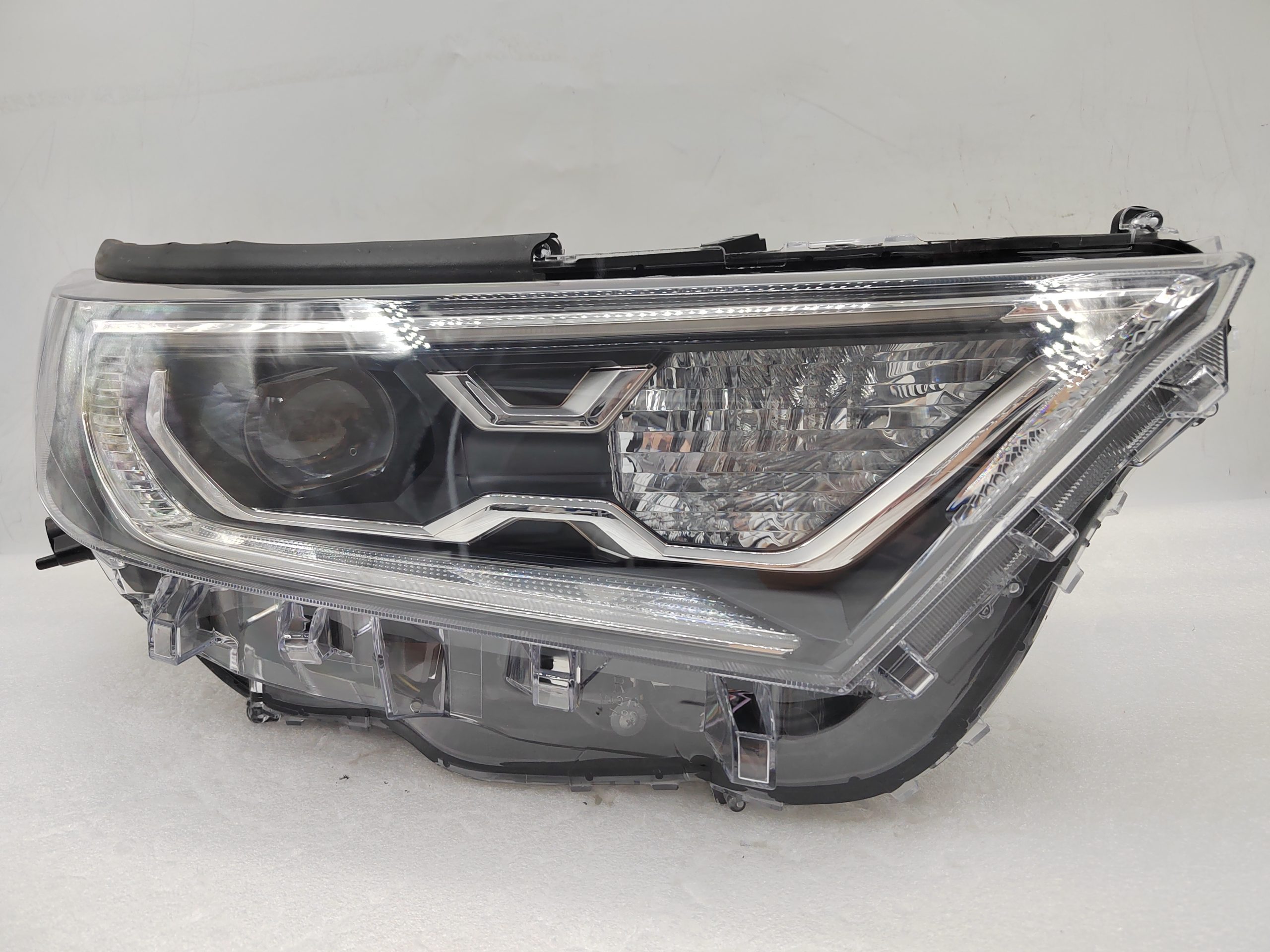 TOYOTA RAV4 V XA50 2019-2021 LED R.H.S HEADLIGHT ASSEMBLY - Australia ...