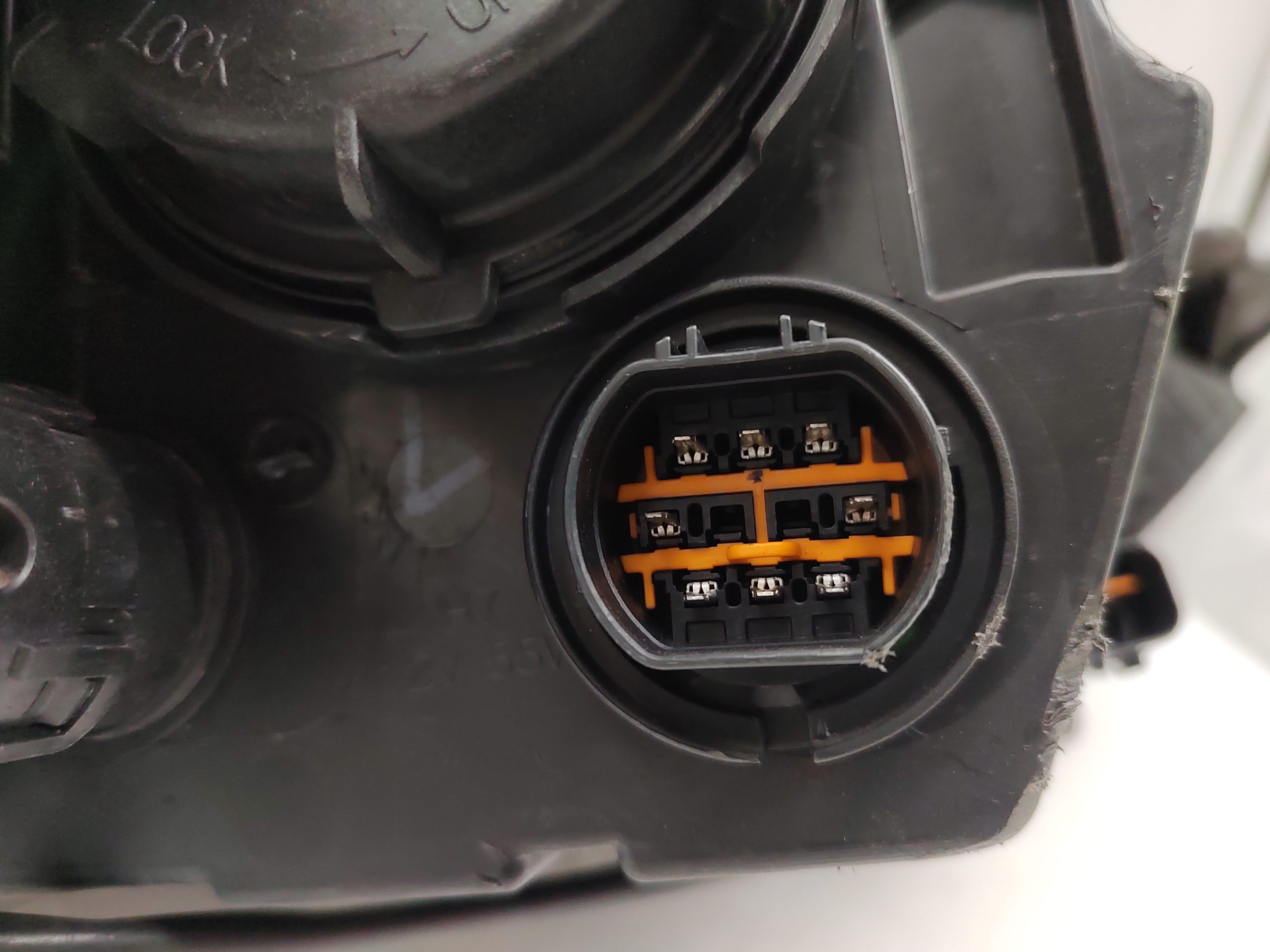 HYUNDAI VELOSTER 2011-2017 HALOGEN L.H.S HEADLIGHT ASSEMBLY - Australia ...